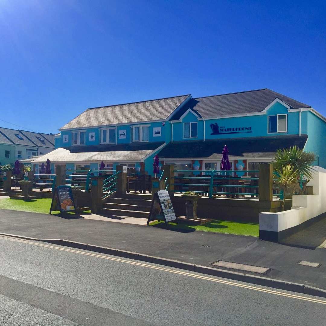 The Waterfront Inn