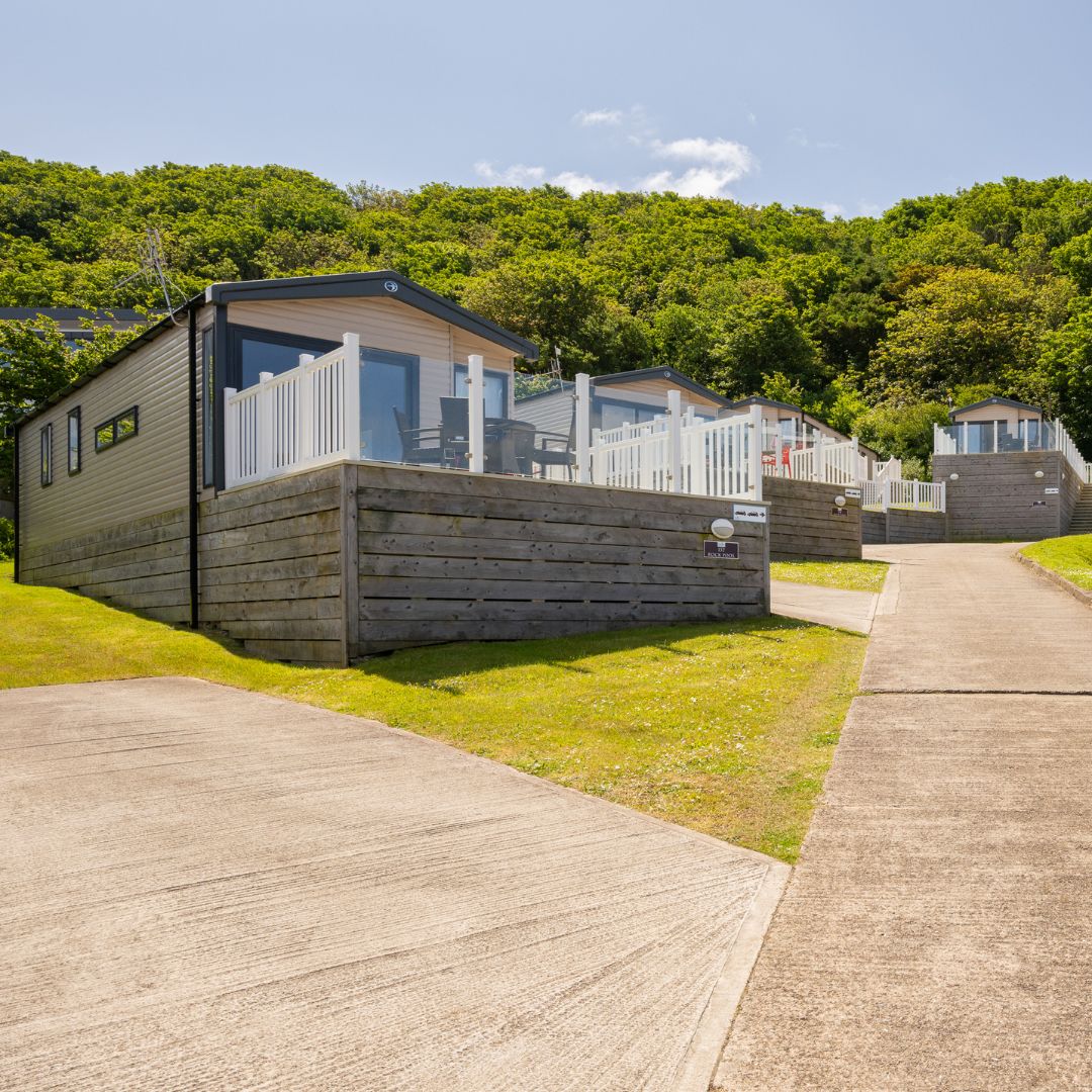 The Rockpool Caravans: Luxury Stay with Stunning Views